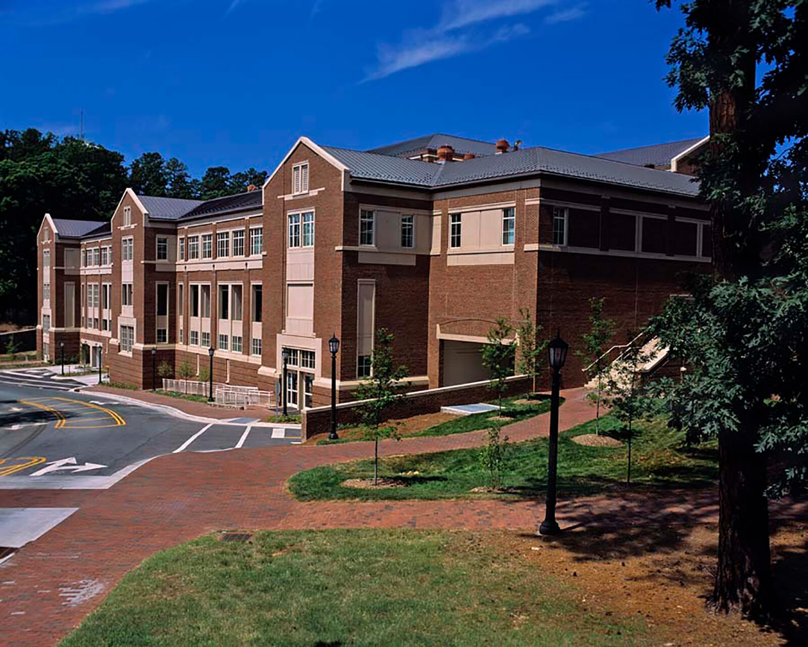 University of North Carolina at Chapel Hill — Rams Head Center — Ayers ...