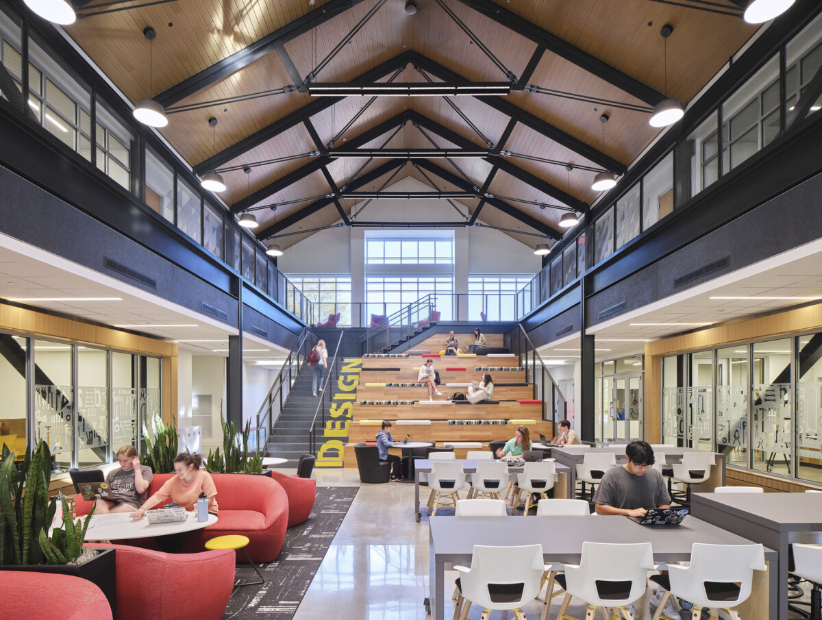 Innovation and Founders Halls — Ayers Saint Gross